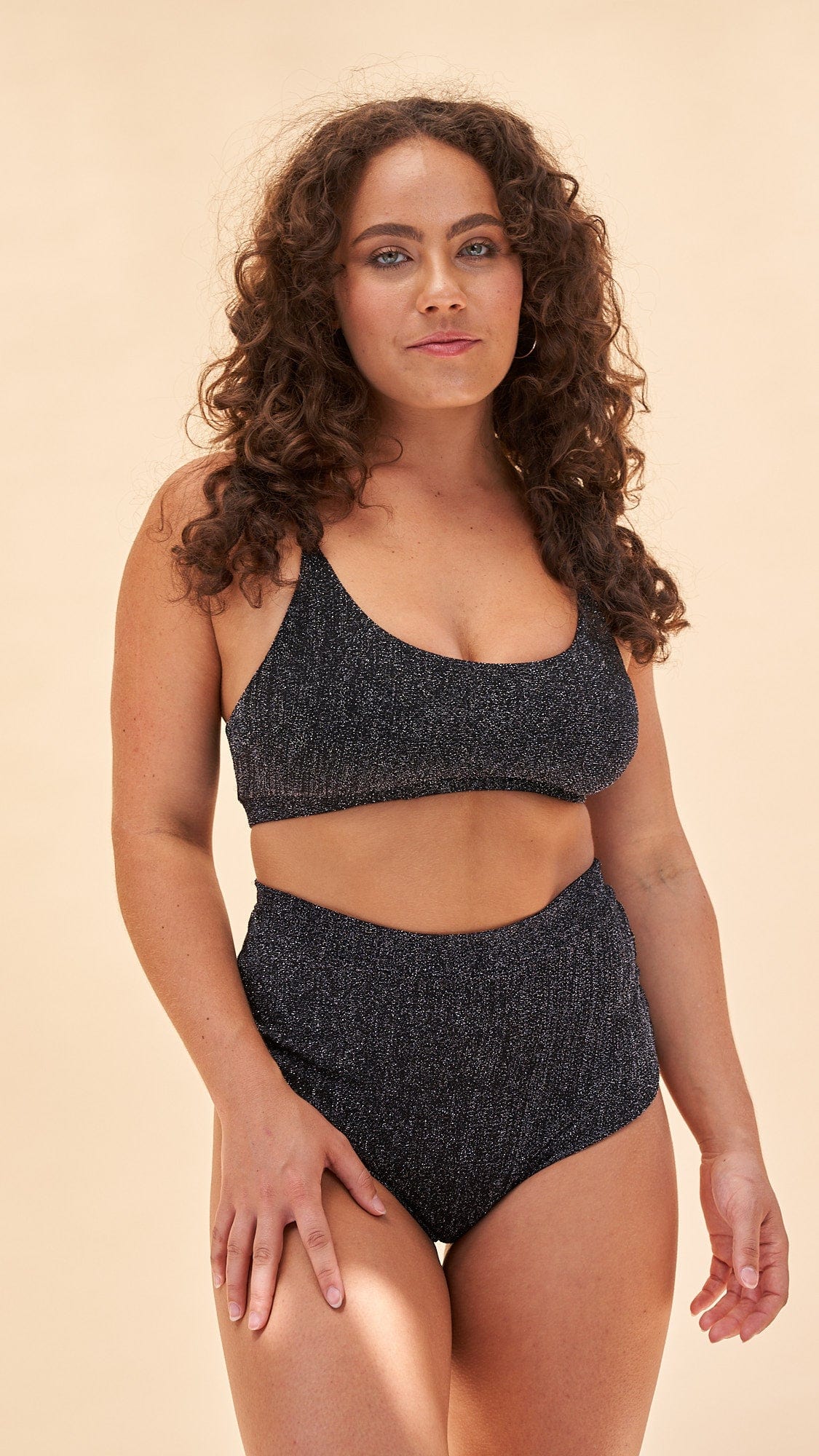 High Waist Shorts - Basic Scrunch Shorts Crystal Black – lunalae